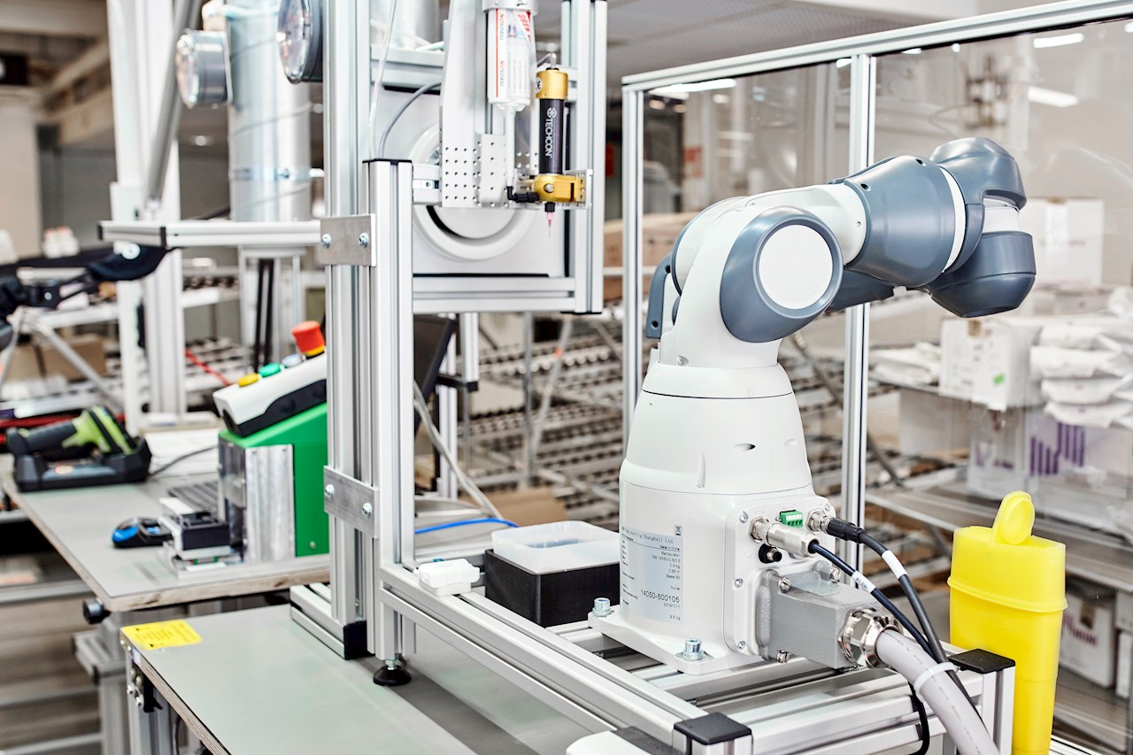 What Are Cobots Used For: 7 Proven Use Cases - Qviro Blog