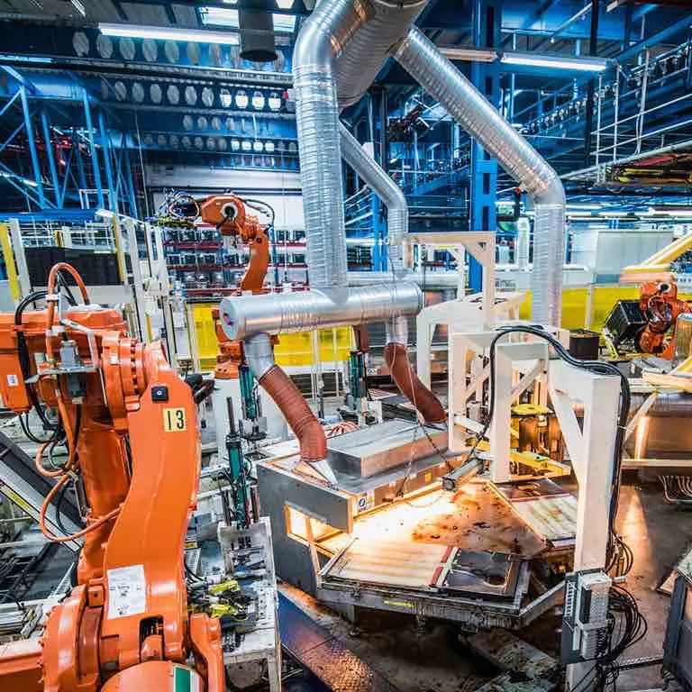 5 Challenges of Implementing Industrial Robots - Qviro Blog
