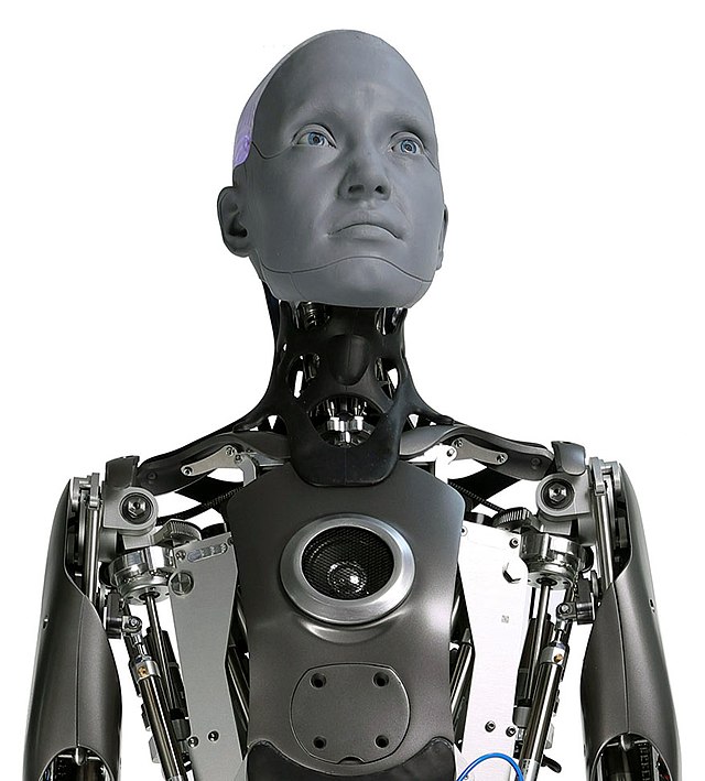 What is a Humanoid Robot: Beginner’s Guide - Qviro Blog