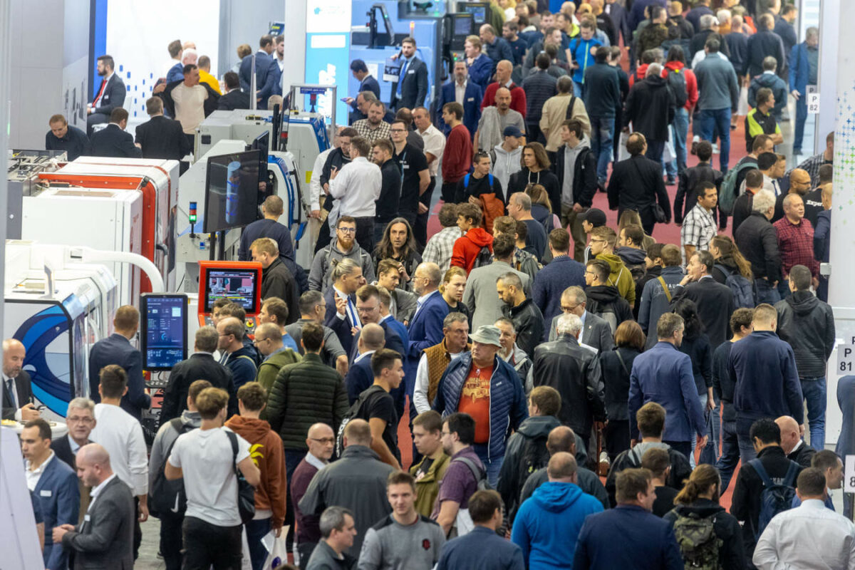 Top 5 Robot Welding Trade Shows 2024 - Qviro Blog